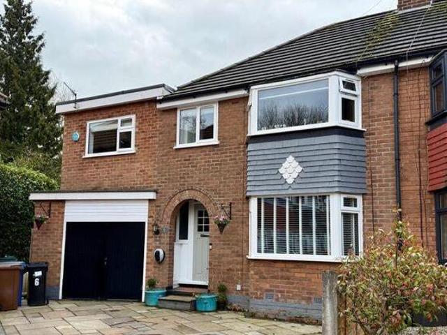 Hallgate Drive, Heald Green, 4 Bedroom Semi detached