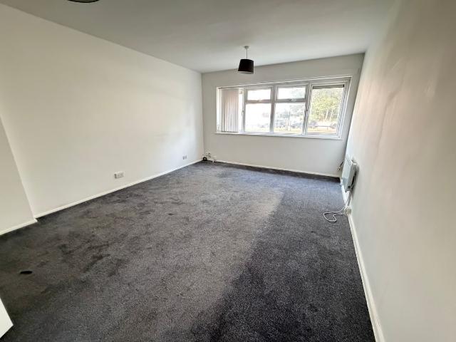 Hallett Drive, Penn Fields, Wolverhampton WV3, 2 bed maisonette to rent, £795 pcm | PrimeLocation