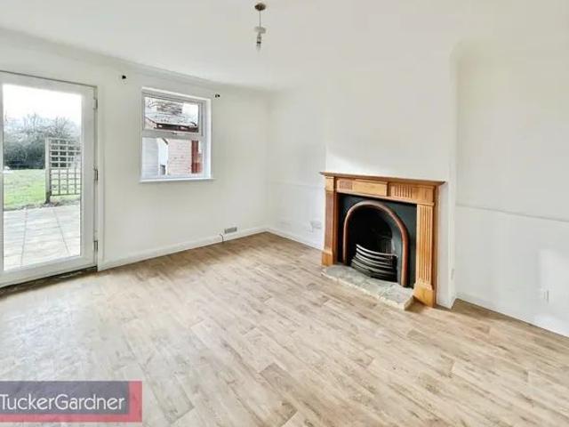 Hallfield Terrace, Stuntney