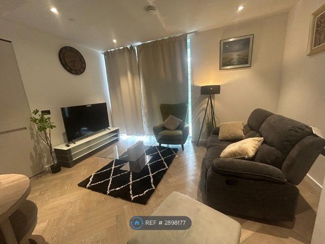 Halliday House, London SW11, 1 bed flat to rent, £3,200 pcm | PrimeLocation