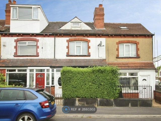 Halliday Place, Leeds LS12, 3 bed terraced house to rent, £1,150 pcm | PrimeLocation