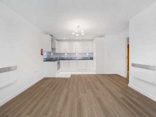 Hallsville Road, Canning Town E16, 2 bed flat to rent, £2,250 pcm | PrimeLocation