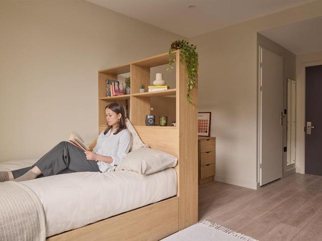 Hallsville Road, London E16, Studio to rent, £1,842 pcm | PrimeLocation