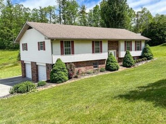 Halltown Rd, Spruce Pine, Home For Sale