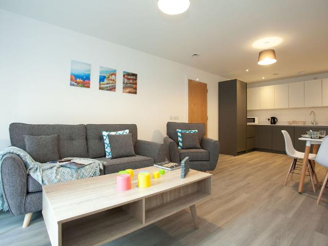 Halo House, Manchester M4, 2 bed flat to rent, £1,600 pcm | PrimeLocation