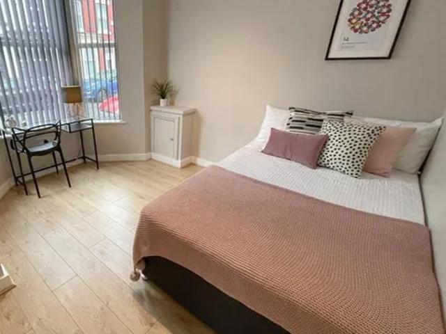 Halsbury Road, Liverpool, L6 6DQ, United Kingdom | 6 bed townhouse for rent #134396371 | Rentberry
