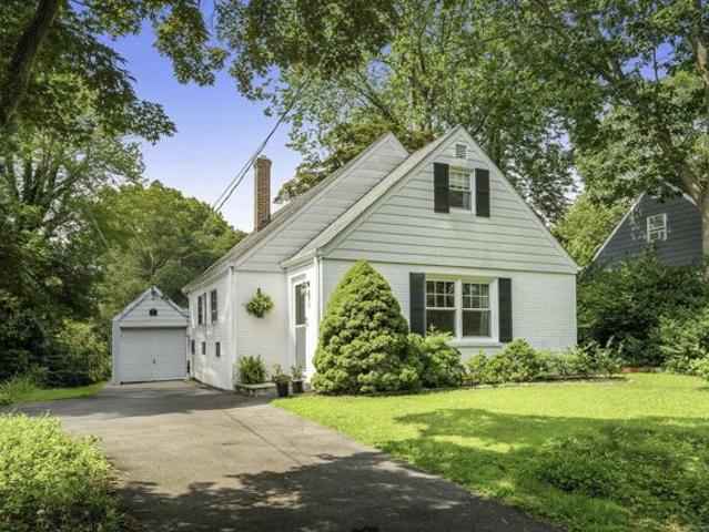 Halsey Dr, Greenwich, Home For Sale