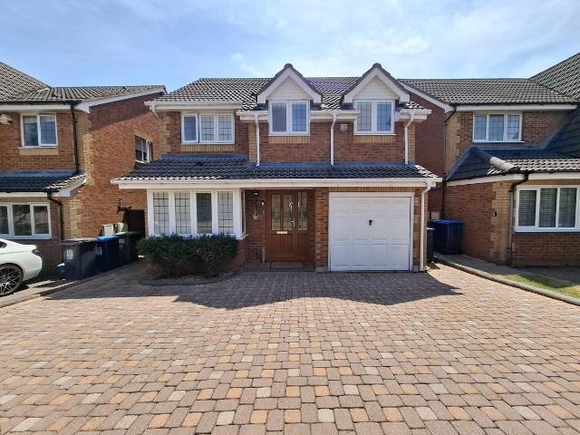 Halsey Drive, Hemel Hempstead HP1, 4 bed property to rent, £2,500 pcm | PrimeLocation