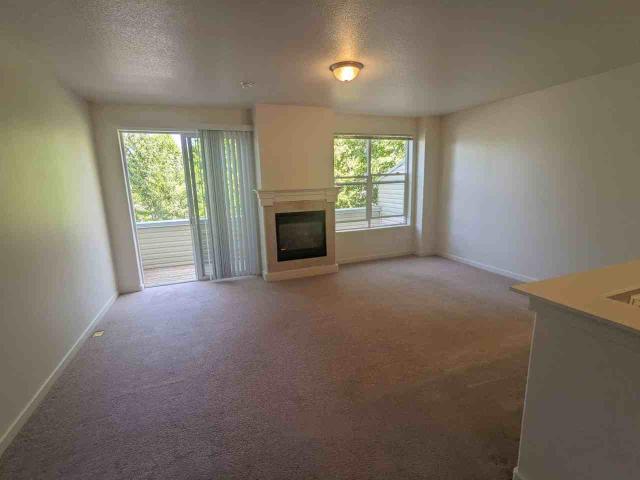 Halsey East Townhomes 3 Bedroom Home for Rent at 16906 Ne Halsey St, Gresham, OR 97230 Wilkes East