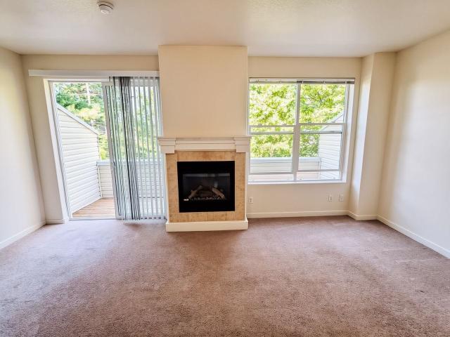 Halsey East Townhomes 2 Bedroom Home for Rent at 16906 Ne Halsey St, Gresham, OR 97230 Wilkes East