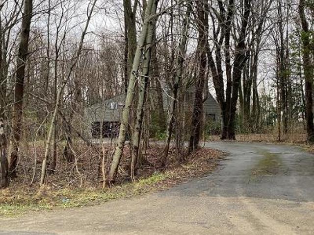 Halsey Rd