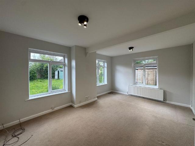 Halsford Croft, East Grinstead RH19, London