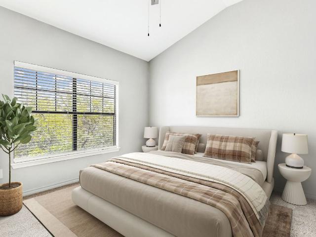 Halston on Frankford 2 Bedroom Apartment for Rent at 3702 Frankford Rd, Dallas, TX 75287