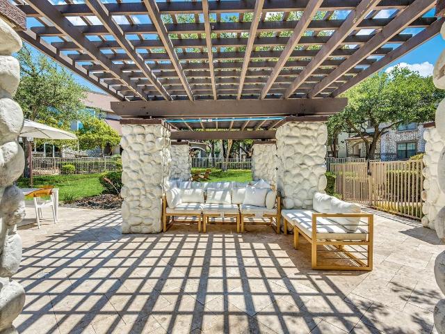 Halston on Frankford 3 Bedroom Apartment for Rent at 3702 Frankford Rd, Dallas, TX 75287