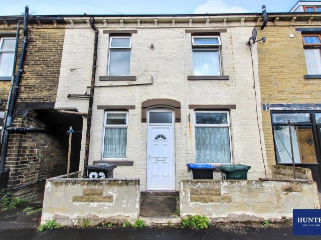 Halstead Place, Bradford BD7, 2 bed property to rent, £700 pcm | PrimeLocation