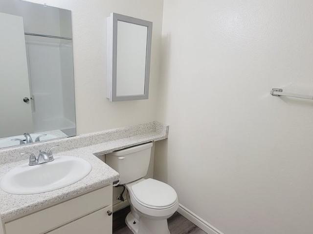 Happ Investments, LLC / 1864 12th St / John 1 Bedroom Apartment for Rent at 1864 12th St, Riverside, CA 92507 Eastside
