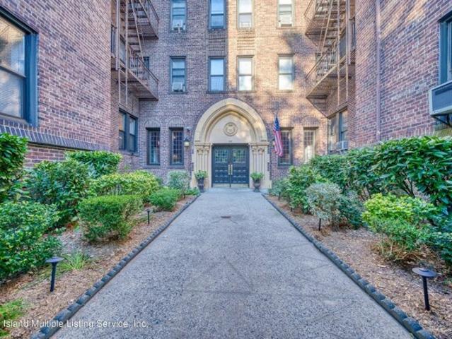 Hart Blvd Apt L, Staten Island, Condo For Sale
