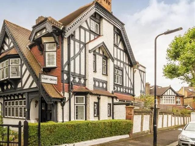 Hart Grove, London, W5 3NA, United Kingdom | 5 bed duplex for rent #136033761 | Rentberry