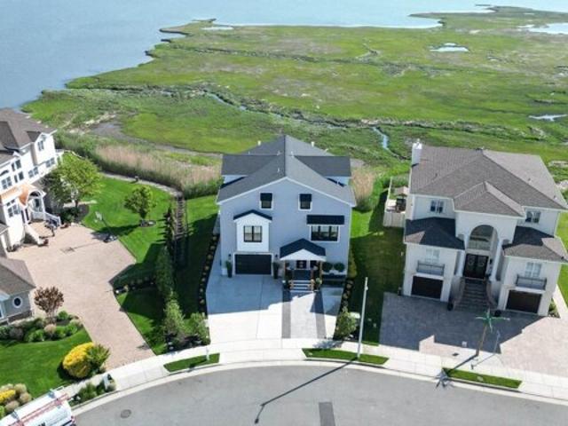 Hart Ln, Ventnor City, Home For Sale