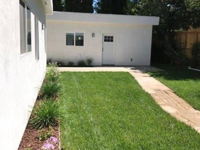 Hart RCLA RUBS 3 Bedroom Apartment for Rent at 18556 18556 18558 Hart Street, Los Angeles, CA 91335 Reseda
