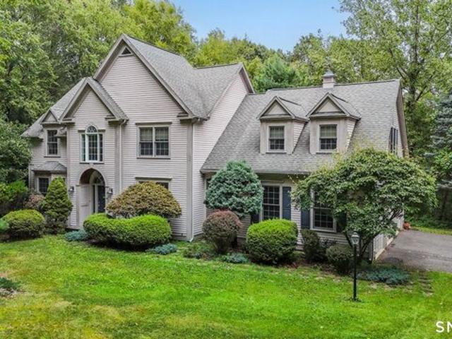 Hart St, Burlington, Home For Sale