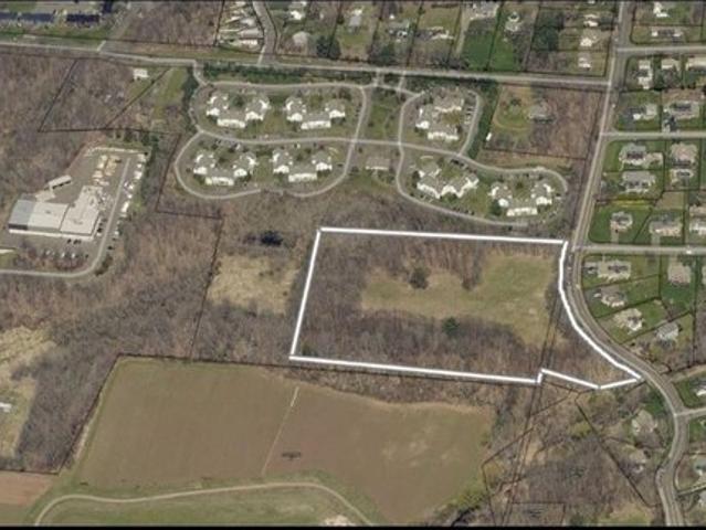 Hart St, Bristol, CT 06010