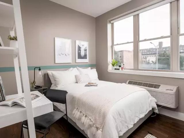 Hart St #318