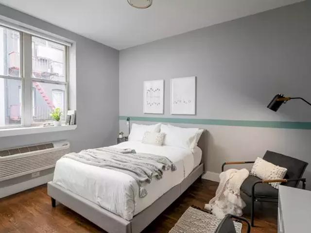 Hart St #320