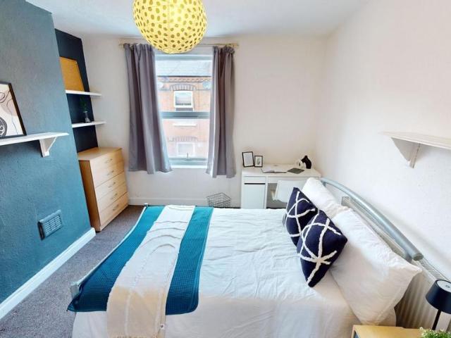Hart Street, Lenton, Nottingham. 5 bed property to rent £2,513 pcm £580 pw