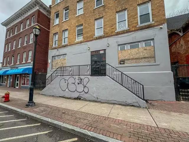 Hartford 8BA, Investors heres your opportunity to Own this