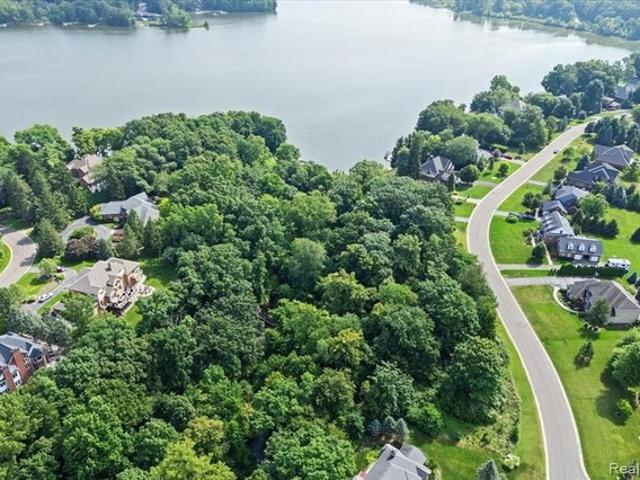 Hartford Way Lot 242 243, Brighton, MI 48116