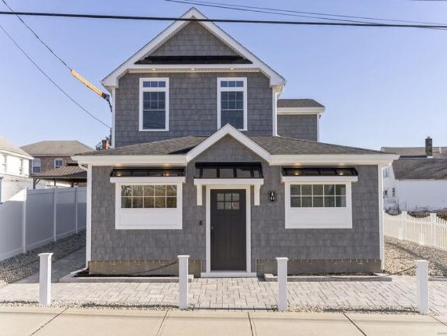 Hartford Ave, Old Lyme, Home For Sale