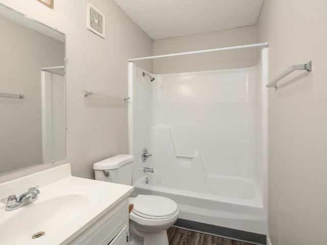 Hartford House Apartments 2 Bedroom Apartment for Rent at 111 Whitsett Rd, Nashville, TN 37210 Woodbine