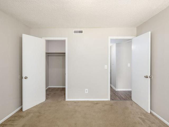 Hartford House Apartments 3 Bedroom Apartment for Rent at 111 Whitsett Rd, Nashville, TN 37210 Woodbine