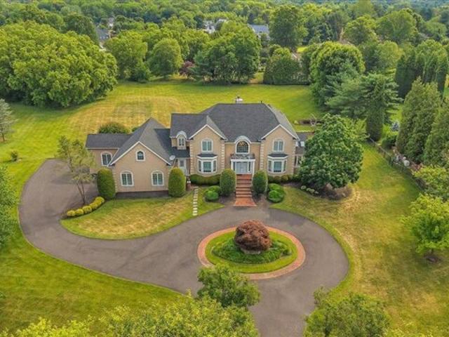 Hartford Rd, Moorestown, Home For Sale