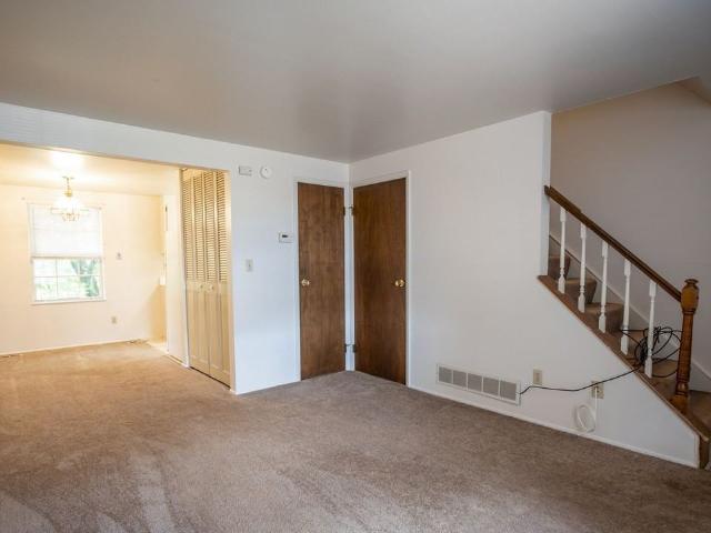 Hartford Square Townhouses 2 Bedroom Apartment for Rent at 402 Hartford Sq, New Kensington, PA 15068