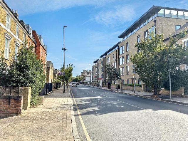 Hartfield Road, Wimbledon, SW19 1 bed apartment to rent £1,450 pcm £335 pw