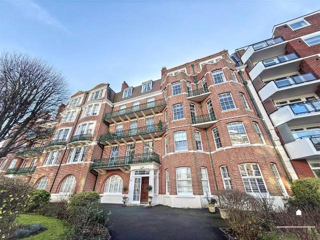 Hartington Mansions, Eastbourne BN21, 4 bed flat to rent, £1,600 pcm | PrimeLocation