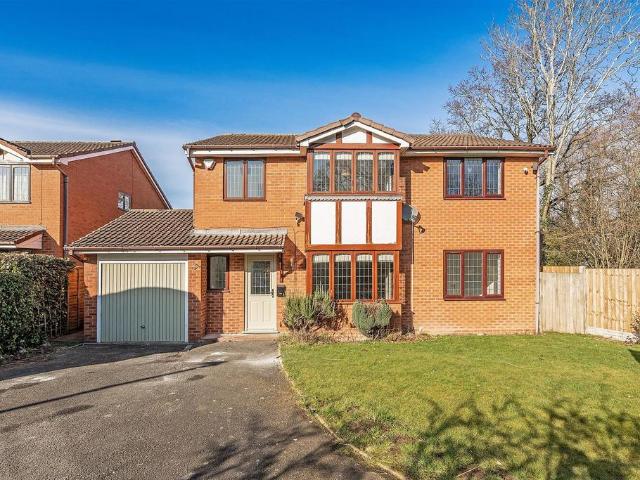 Hartington Close, Dorridge 5 bed detached house to rent £2,700 pcm £623 pw
