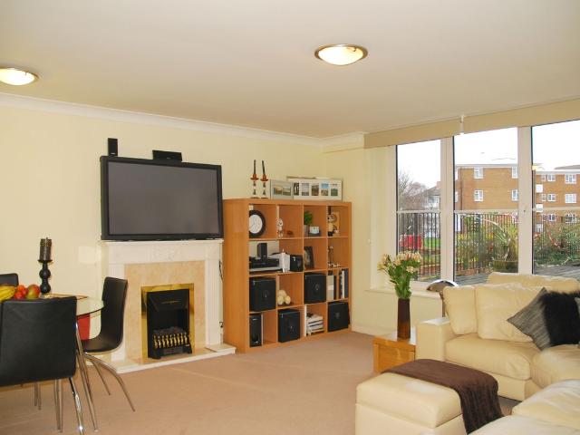 Hartington Road, West Ealing, London W13, 1 bed flat to rent, £1,550 pcm | PrimeLocation