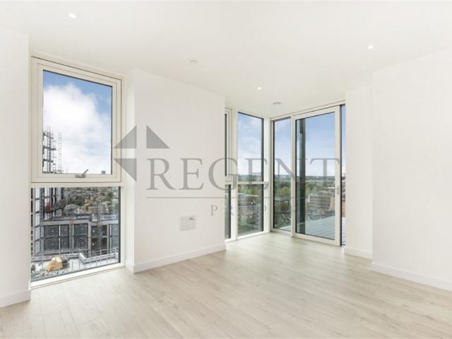 Hartingtons Court, Coster Avenue N4, 2 bed flat to rent, £3,300 pcm | PrimeLocation