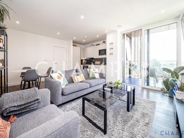 Hartingtons Court, Coster Avenue. 1 bed flat to rent £2,470 pcm £570 pw