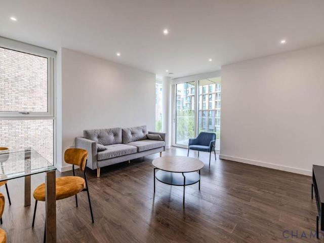 Hartingtons Court, Coster Avenue. 2 bed flat to rent £3,098 pcm £715 pw