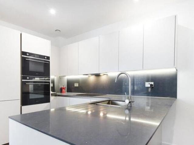 Hartingtons Court, Coster Avenue, 2 Bedroom Flat