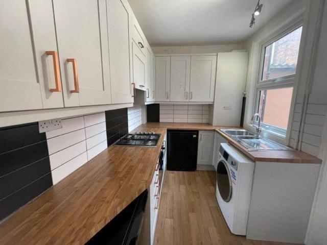 Hartopp Road, Leicester LE2, 4 bed terraced house to rent, £520 pcm | PrimeLocation