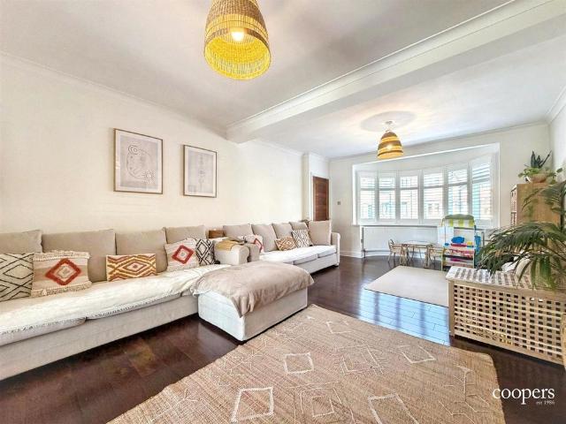 Hartland Drive, Ruislip, HA4