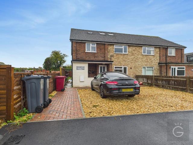 Hartland Road, Reading RG2, 2 bed maisonette to rent, £1,350 pcm | PrimeLocation