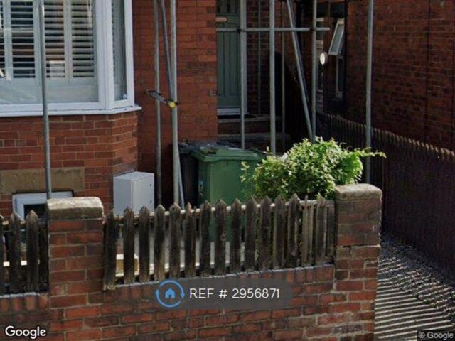 Hartley Avenue, Leeds LS6, 6 bed shared accommodation to rent, £2,400 pcm | PrimeLocation