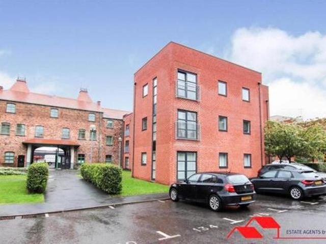Hartley Court, Cliffe Vale, 2 Bedroom Apartment