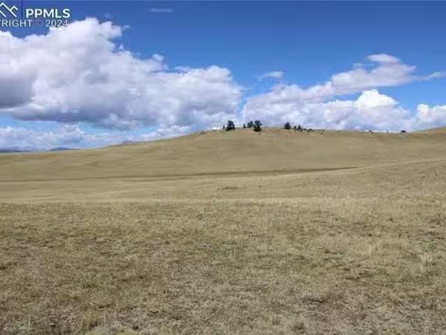 Hartsel, 5 Acre lot in the south end of. This could be the